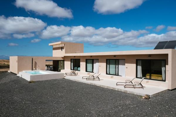 Essea Living Tindaya With Heated Pool - Fuerteventura