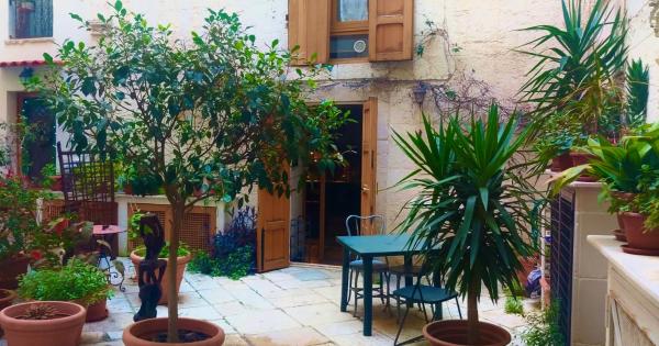 Traditional Apartment In Old City - Bari
