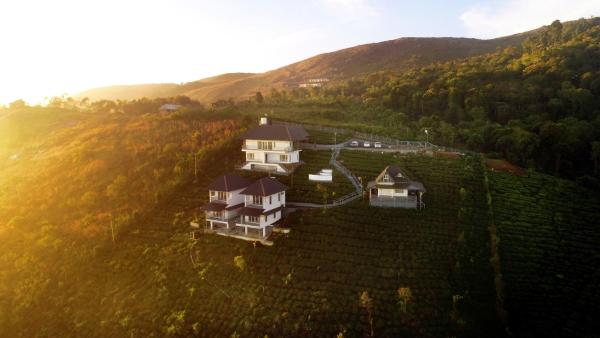 10 Degrees North By Avni Holidays - Kattappana