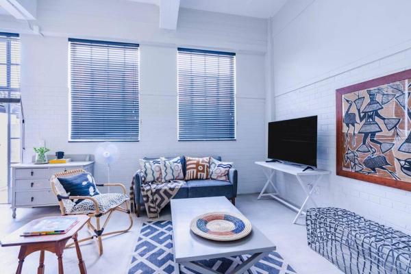 Modern 1 Bedroom Apartment In Braamfontein Werf - Johannesburg