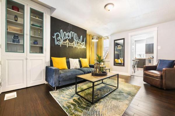 Hostwise Stays - The Edmond - Bloomfield Apartment In A Great Location! - Pennsylvania