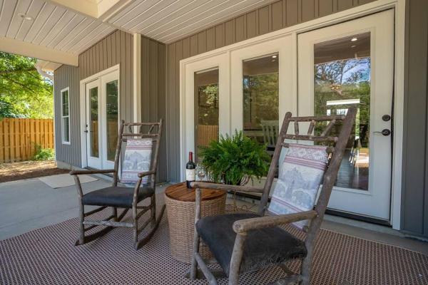 Relax, Rewind, Repeat - New Country Cottage - High Point, NC
