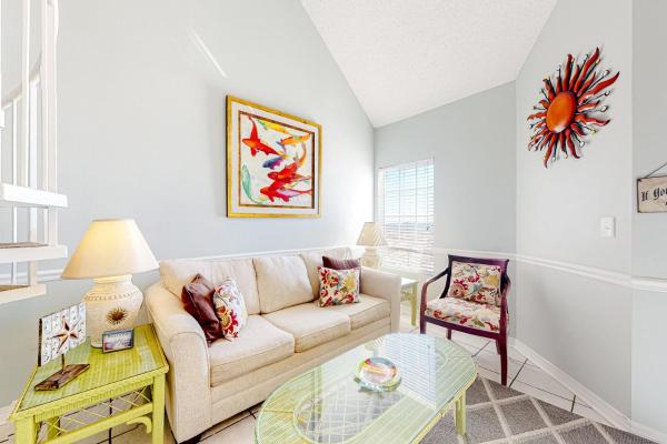 Direct Gulf Front Condo With Resort Pools With Hot Tubs - Steps To Beach - Gulf Shores, AL
