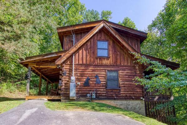 Mystic Mountain - Great Location! Close To All The Action! Cabin - Pigeon Forge, TN
