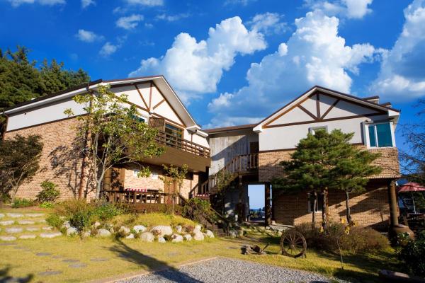 Casa Seorak Bed And Breakfast - Pyeongchang-gun