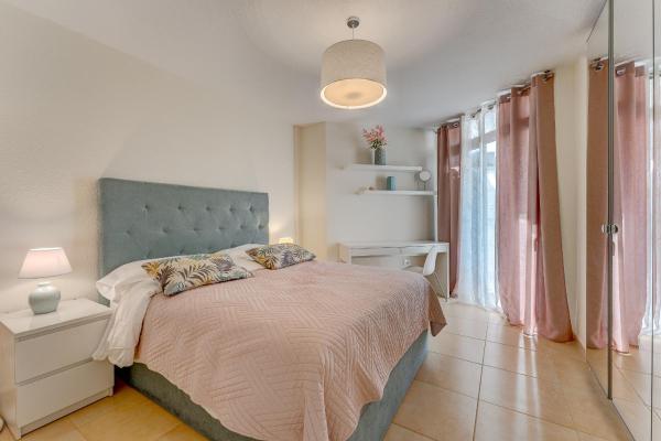 Charming Two Bedroom Apartment In Los Cristianos - Tenerife