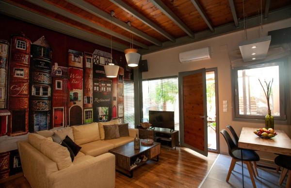 Euzoia Luxury Maisonette - Hanía