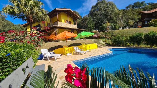 Piscina Climatizada Em Condomínio - Atibaia Sp - Atibaia