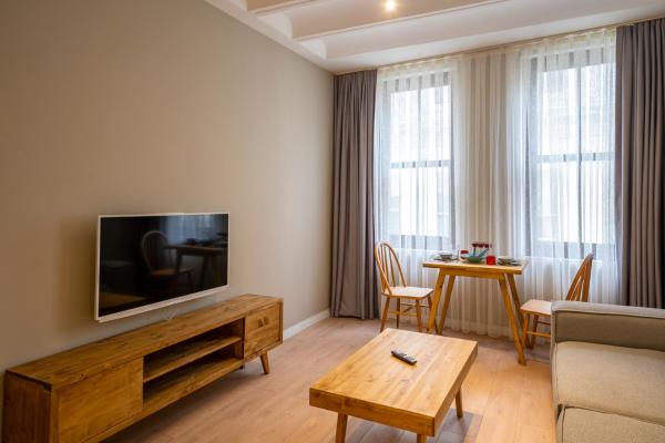 Historic Apartment In Galata Kuledi̇bi̇ - Şişli