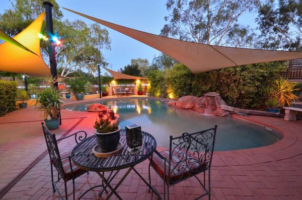 Vatu Sanctuary - Alice Springs