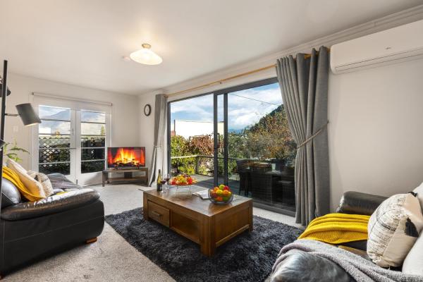 Central Cozy 3 Bedroom Home Free Wifi & Parking Flat Walk - Arrowtown
