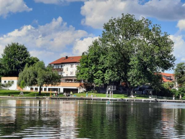 Hotel-pension Seebad "Seegenuss-natur-spa" - Durach