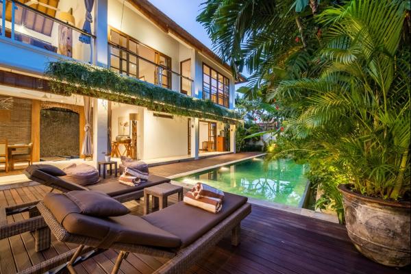 Villa Lagoon Canggu - Bali