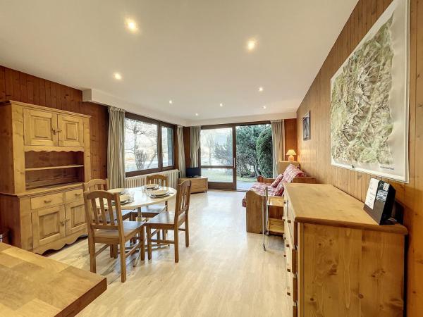 Chamonix: Appt 2p, 4 Pers, Terrasse, Parking, Proche Centre Et Télécabine - Fr-1-507-26 - Chamonix