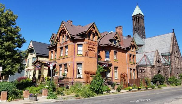 Buffalo Harmony House - New York (staat)