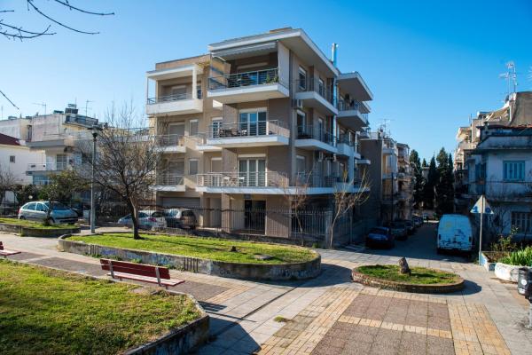 Elpidas Houses #1 Private Parking - Thessaloniki