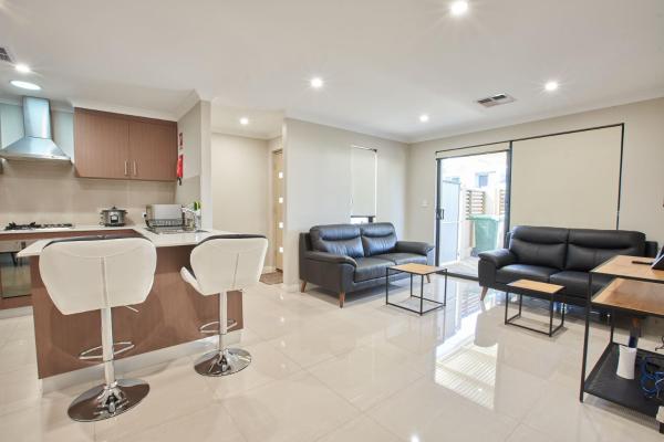 Gorgeous Family House Near Shops - Stirling