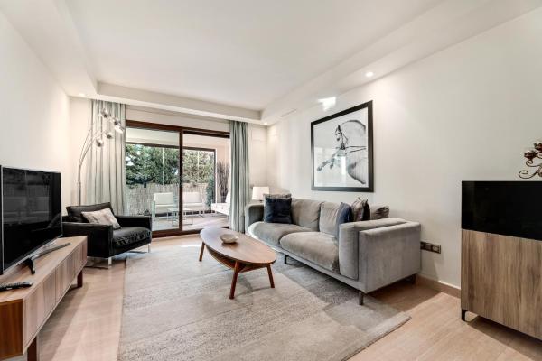 Modern & Peaceful 2br Apt W/parking - Medina Banus - Marbella