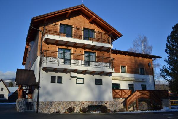 Tri Kopy*** - Penzión, Reštaurácia A Pizza - Slovakia