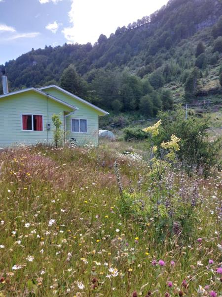 Casa A 13km De Coyhaique Camino Lago Atravesado úLtimos 300 Metros Para Vehículos 4x4 - Aysén