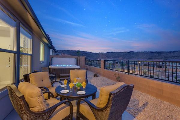 Paseos 1146 Private Hot Tub, Pickleball Court, Free Rec Center Passes - Utah