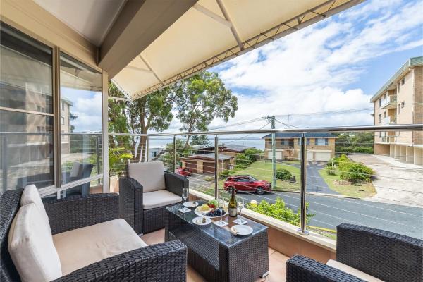 Port Views On Ronald 2 63 Ronald Ave - Nelson Bay