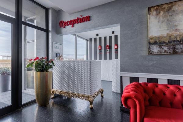 Victoria Interpark Hotel - Kandel