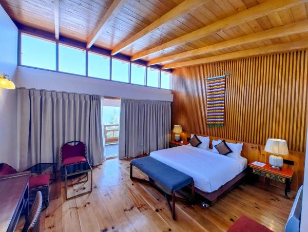 Timilo Boutique - Tawang