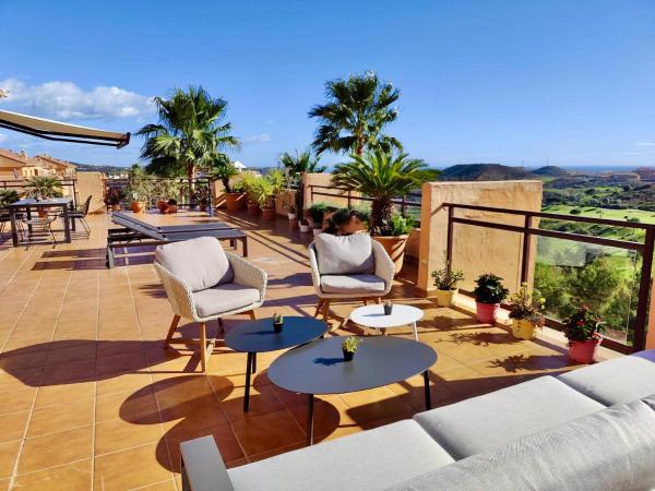 Luxurious Penthouse 150 M2 Terrace - Calahonda