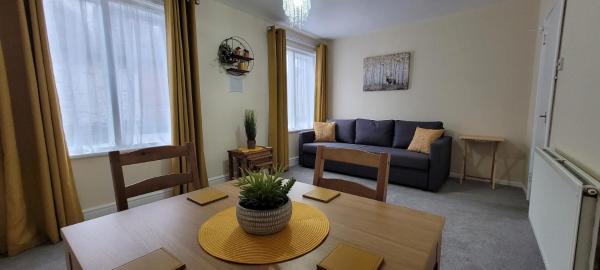Data House Holiday Apartment - Nuneaton