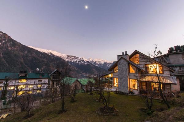 Stayvista At Jodhpur House - 3 Br Pet Friendly Cozy Villa In Manali - Manali