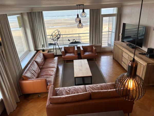 Beautiful And Spacious Holiday Apartment With Seaview T27 - Ostenda