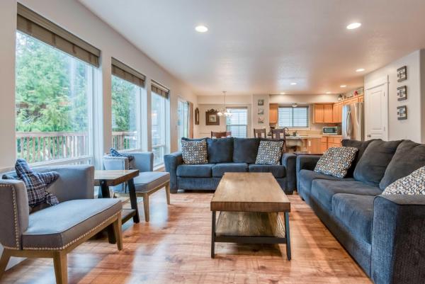 A Lobster Lookout - Lincoln City, OR