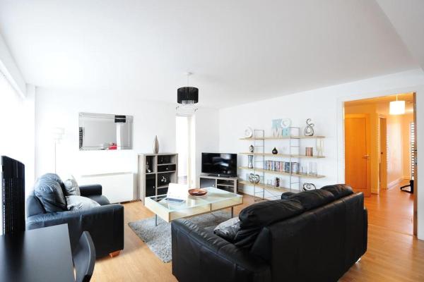 Beautiful 2 Bed City Centre Apartment By Greenstay Serviced Accommodation - Secure Parking With Fast Wi-fi, Sleeps 4 - Perfect For Contractors, Business Travellers, Couples & Families - Long Stays Welcome - Chester
