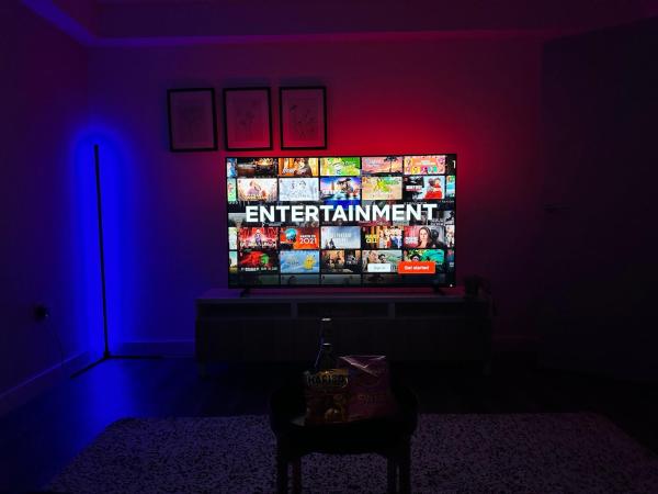 Large 65 Inch Tv Full Kitchen Long-stay Ready - 노스 웨일즈
