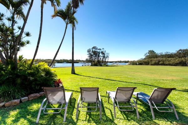 Cayman Quays - Noosaville