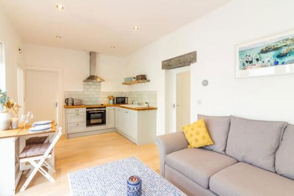 Newly Refurbished Traditional Cottage Blackrock - Dublin