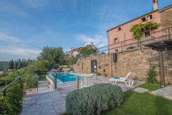 Villa Belle With Pool For Max 12 Persons In Oprtalj - Motovun