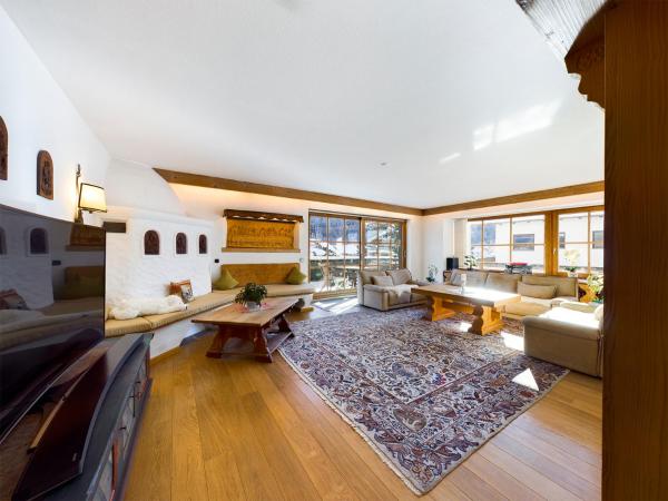 Schnitzerstube - Mittenwald