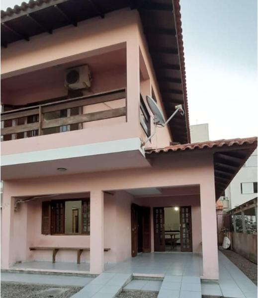 Casa 4 Quartos 300m Do Mar,canasvieiras,casa Rosada - Florianópolis