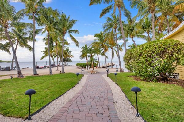 Atlantic Bay Resort - Islamorada, FL