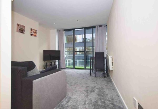 Superb Balconied 2bedroom Flat In Heart Of City Centre - Leeds