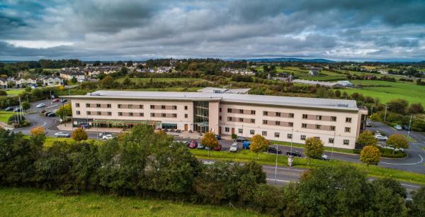 Mcwilliam Park Hotel - Knock