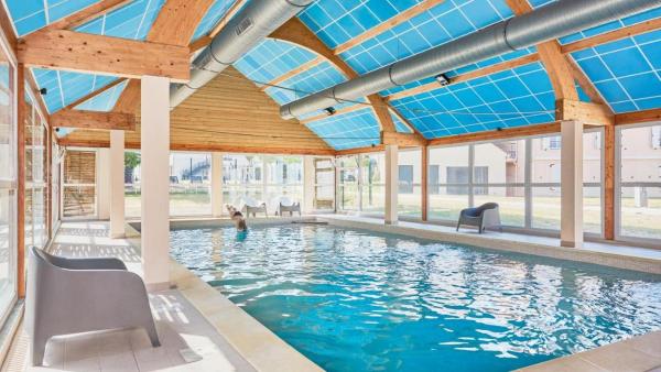 Appart Hôtel 3* Dans Une Résidence De Tourisme - Moissy-Cramayel