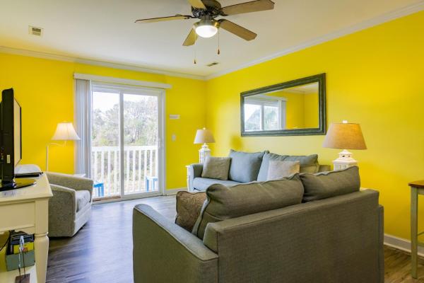 Penny's Place - Oak Island, NC