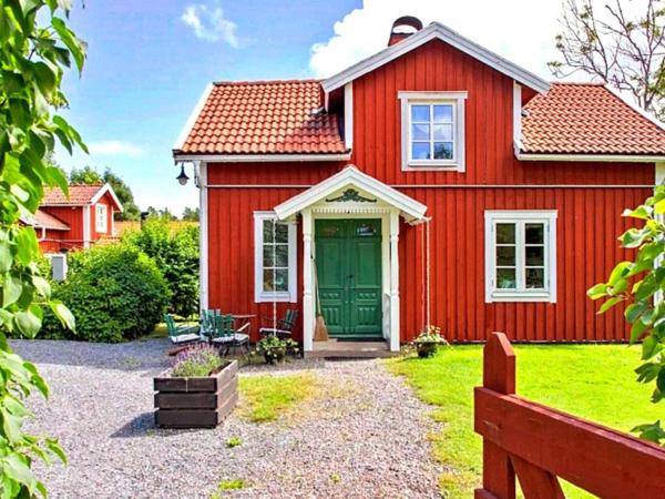 7 Person Holiday Home In Grisslehamn - Hallstavik