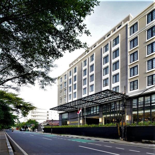 Maia Hotel Jakarta - West Jakarta