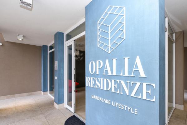 Opalia Residence - Garda Lake Lifestyle Apartment - Peschiera del Garda