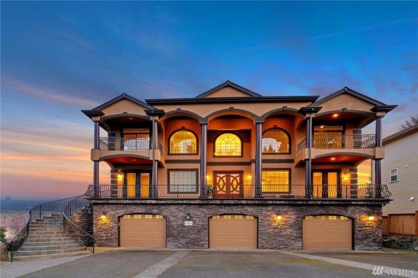 Villa Luna - Gig Harbor, WA