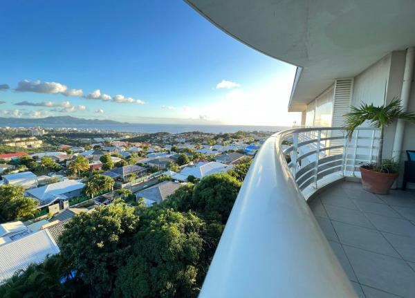 Appartement De Standing Vue Mer - Fort-de-France